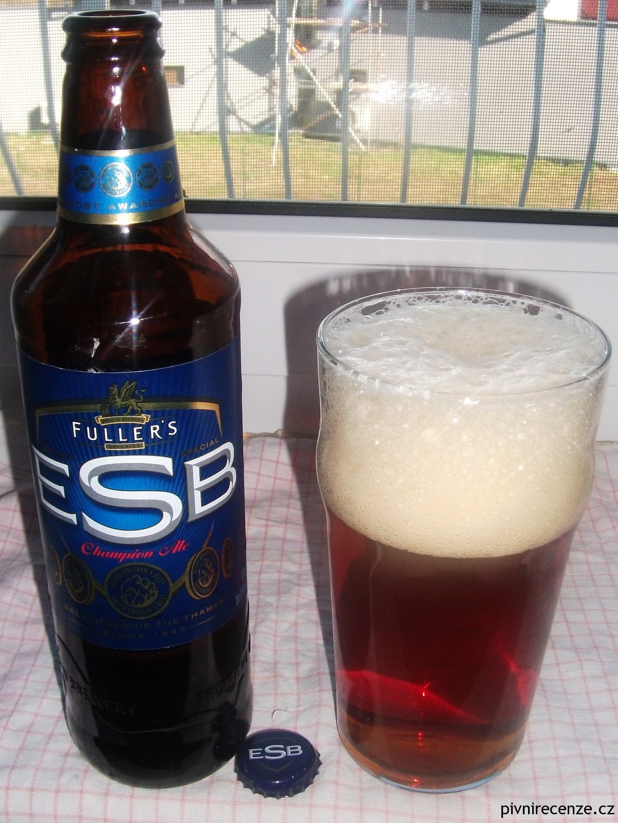 Recenze Fuller's ESB | PivníRecenze.cz